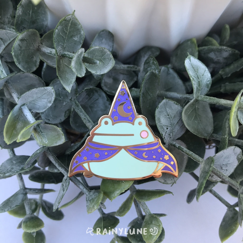 Wizard Frog Pin – rainylune